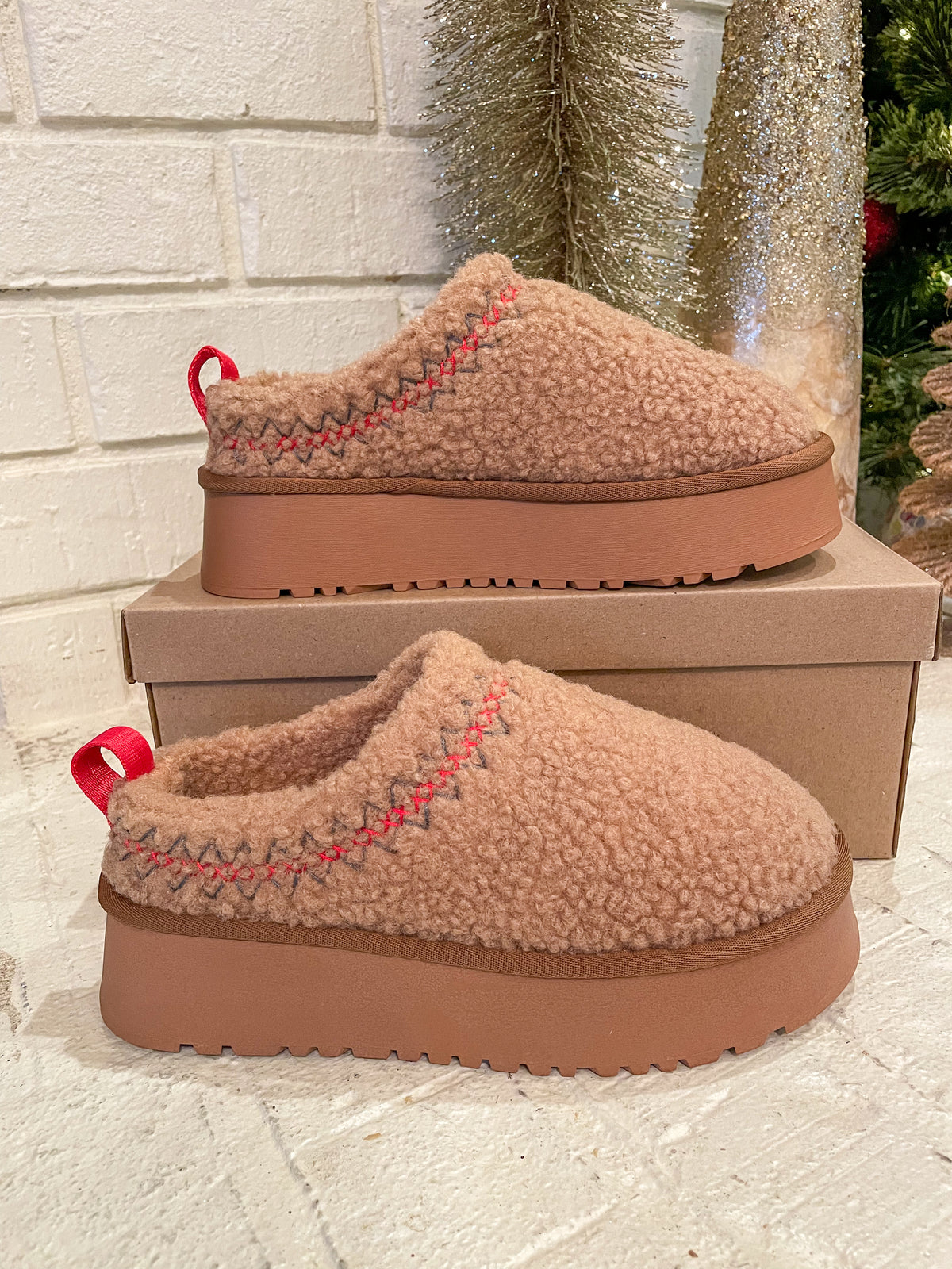 Isaac Platform Sherpa Slippers | Inside Out Boutique